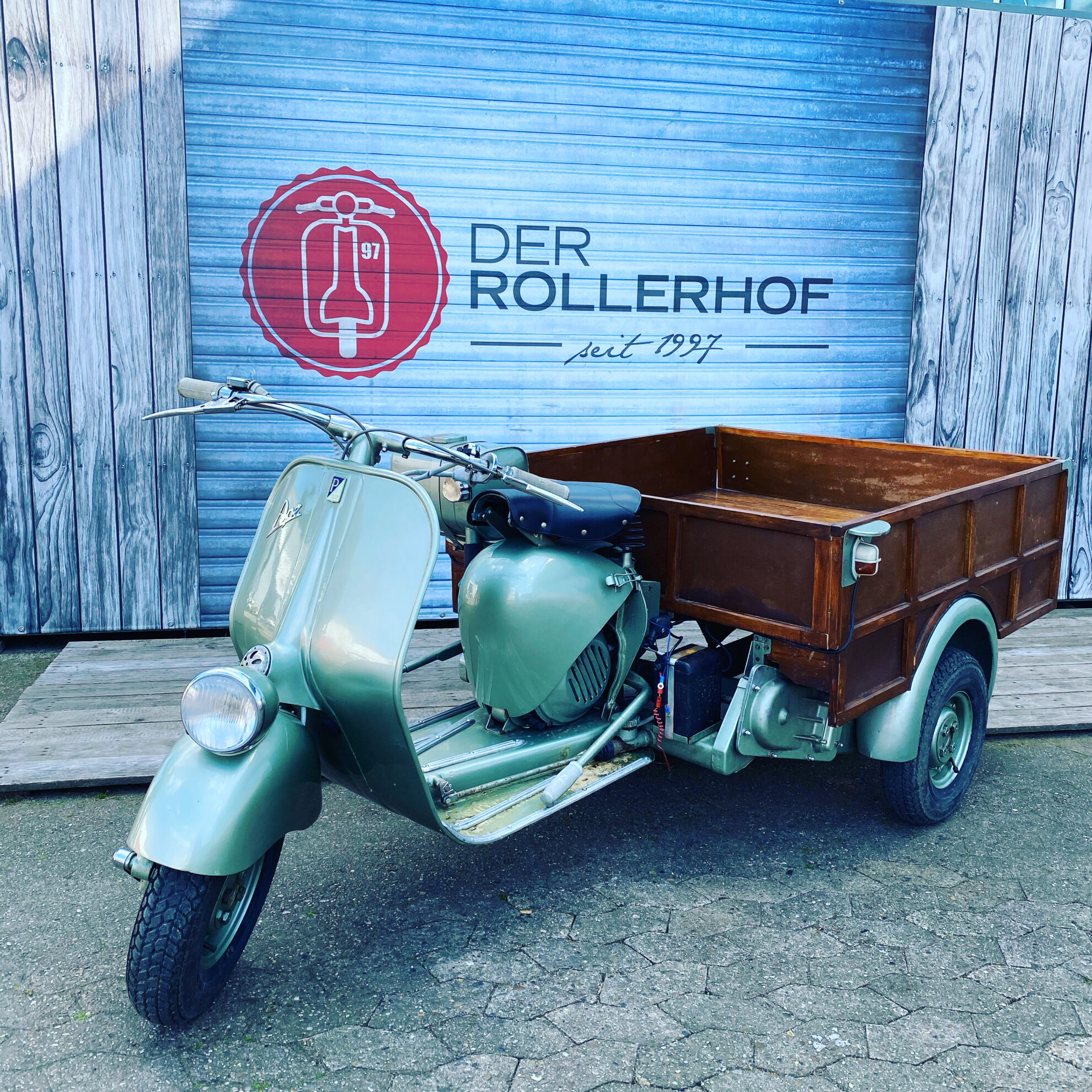 Service - DER-ROLLERHOF
