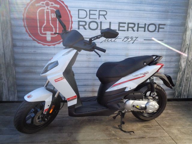 Roller bis 50ccm Kategorie - DER-ROLLERHOF